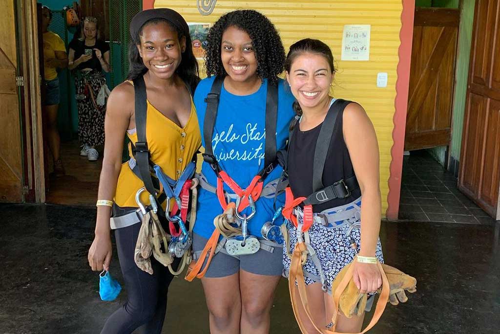 Tips For Solo Female Travelers In Costa Rica Maximo Nivel